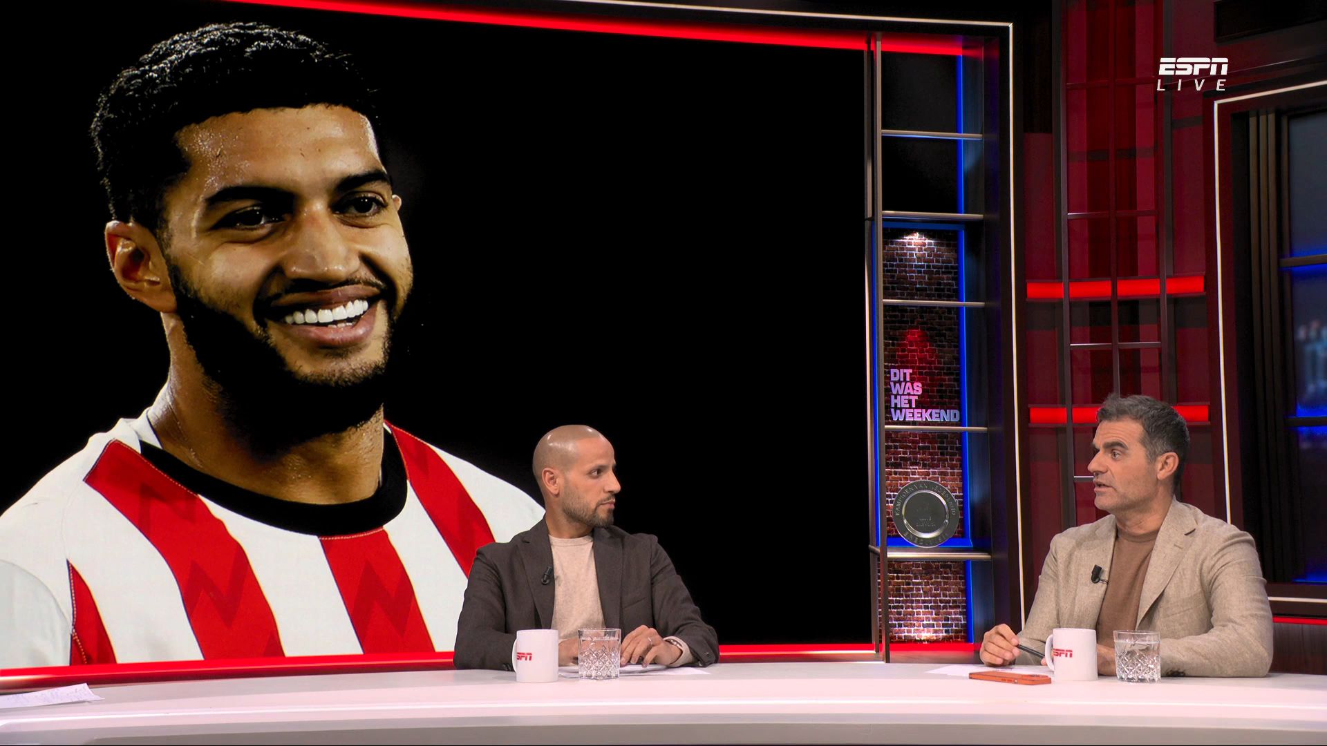 Kenneth Perez en Karim El Ahmadi zijn het totaal oneens over PSV-ster Ismael Saibari | Voetbalzone